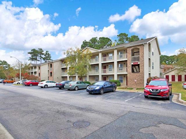Meadowbrook Luxury Apartments 2 Bedroom Apartment for Rent at 6707 Water Trail Dr, Fayetteville, NC 28311 E. E. Smith