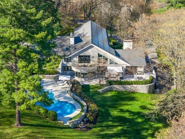 Meadowbrook Rd, Weston, Home For Sale