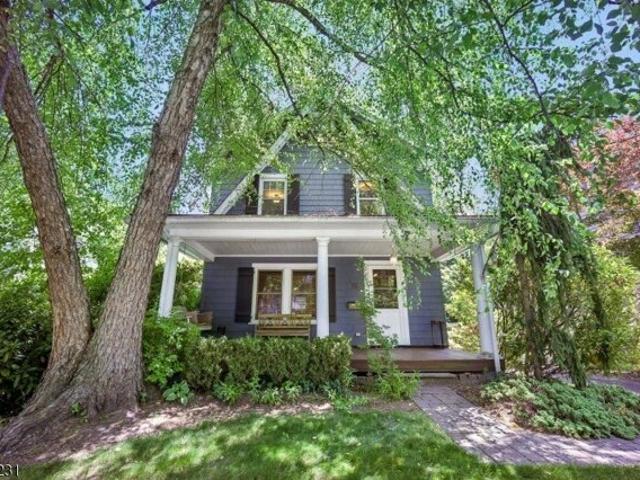 Meadowbrook Rd, Millburn, Home For Sale