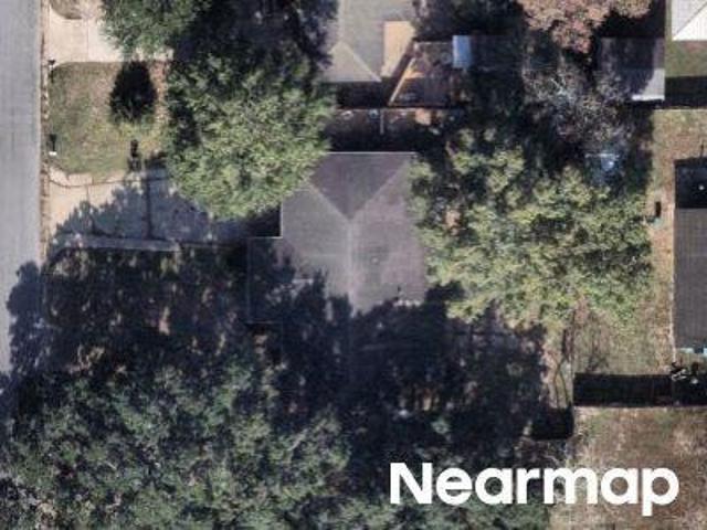 Meadowbrook St