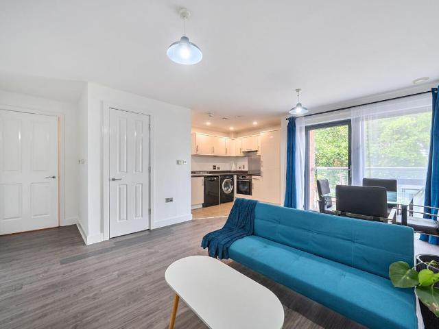 Meadowcroft Mews, George Lane, London SE6, 1 bed flat to rent, £1,600 pcm | PrimeLocation
