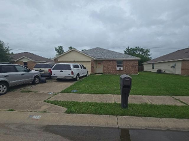 Meadowcrest Dr
