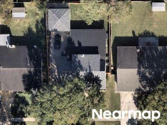 Meadowdale Dr