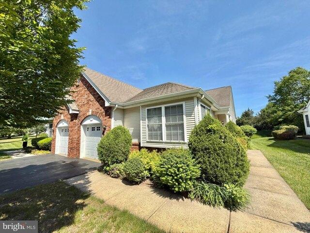Meadowlark Dr, Hamilton, Home For Sale