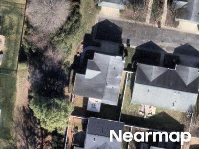 Meadowmont View Dr