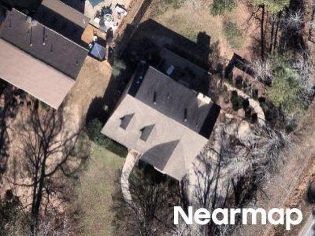Meadowood Dr