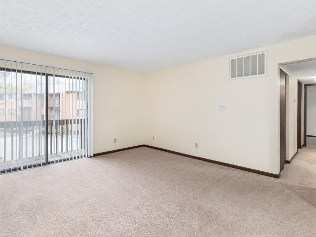 Meadows of Gahl Terrace 2 Bedroom Apartment for Rent at 64 Gahl Terrace, Reading, OH 45215 Reading