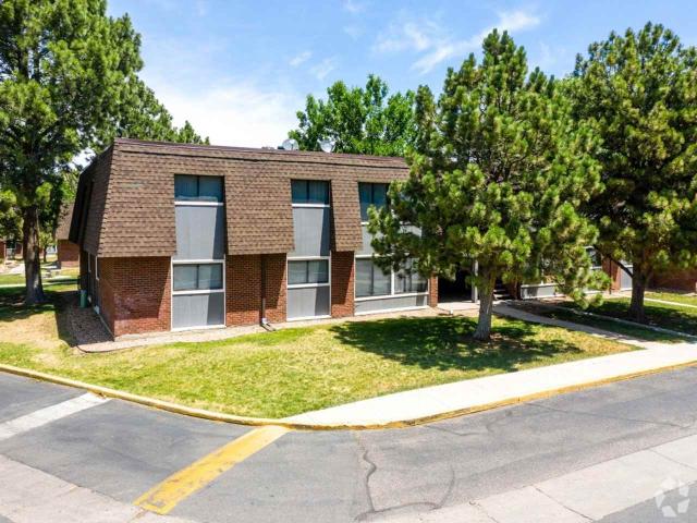 Meadows at Town Center 2 Bedroom Apartment for Rent at 10101 Washington St, Thornton, CO 80229