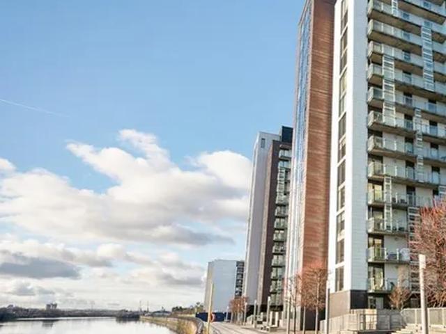Meadowside Quay Walk, Thornwood, Glasgow, G11 6BS, United Kingdom | 1 bed apartment for rent #109722725 | Rentberry