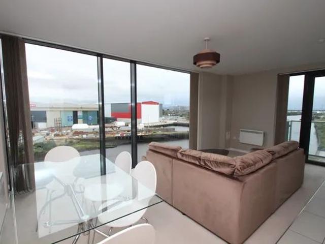 Meadowside Quay Walk, Glasgow, G11