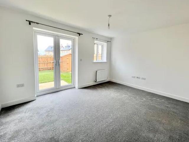Meadowsweet Way, Ely