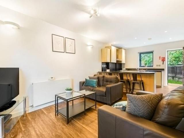 Meanwood Road, Leeds LS6, Room to rent, £637 pppm | PrimeLocation