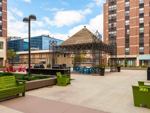 Mears Park Place Studio Apartment for Rent at 401 Sibley St, St. Paul, MN 55101 Downtown St. Paul