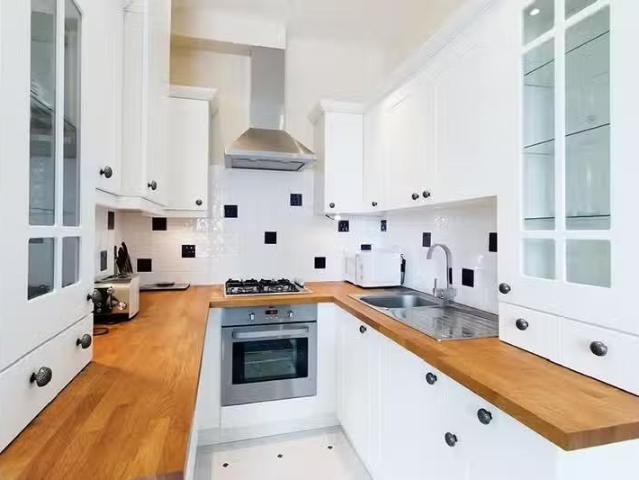 Mecklenburgh Square, London, WC1N 2AD