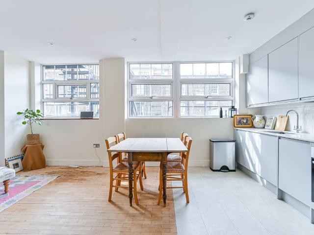 Medway Street, Westminster, London SW1P, 1 bed flat to rent, £4,000 pcm | PrimeLocation