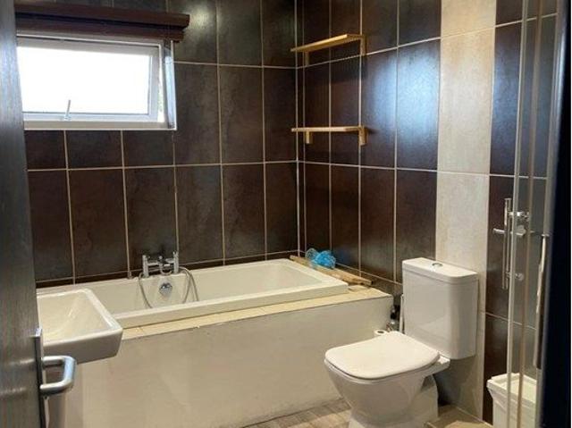 Medway, Tamworth B77, Room to rent, £477 pcm | PrimeLocation