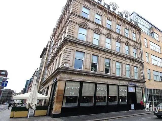Med Lounge, Ingram Street, Glasgow, G1 1DW, United Kingdom | 2 bed apartment for rent #118704970 | Rentberry