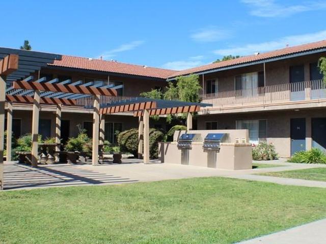 Medallion Court 2 Bedroom Apartment for Rent at 17045 Medallion Ave, Tustin, CA 92780 Tustin
