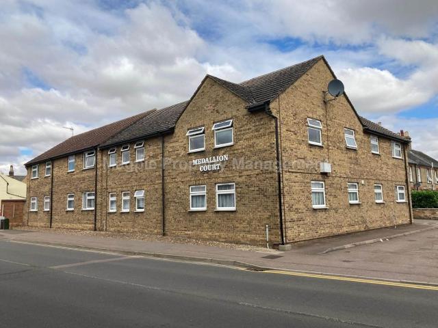 Medallion Court, Cambridge Street, St Neots PE19, 1 bed flat to rent, £850 pcm | PrimeLocation