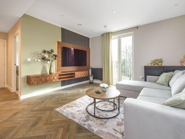 Medawar Drive, Mill Hill, London NW7, 1 bed flat to rent, £3,500 pcm | PrimeLocation