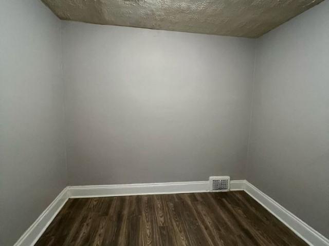 Medellin 2 Bedroom Apartment for Rent at 3362 E 145th St, Cleveland, OH 44120 Mount Pleasant