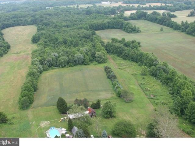 Medford Mount Holly Rd, Medford, Farm House For