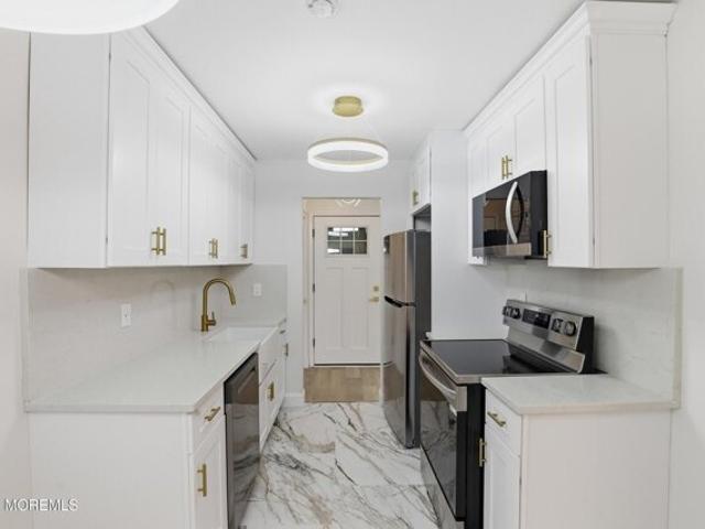 Medford Ct Unit J, Manalapan, Condo For Sale