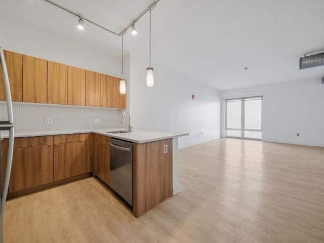 Medford St Apt,somerville, Condo For Sale