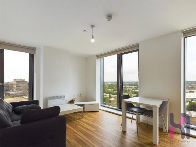 Media City, Michigan Point Tower A, 9 Michigan Avenue, Salford M50, 2 bed flat to rent, £1,300 pcm | PrimeLocation