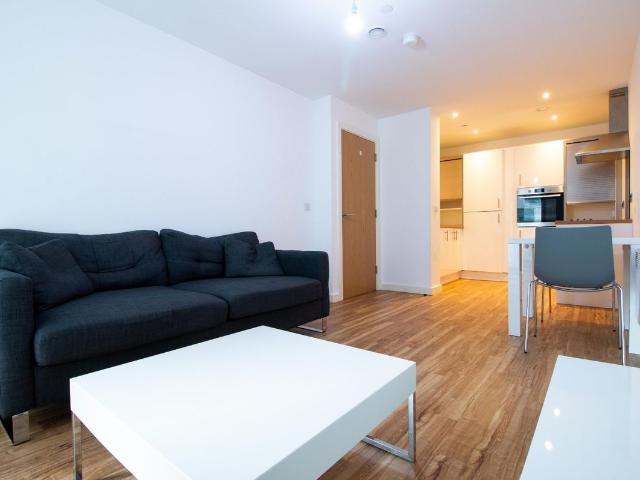Media City, Michigan Point Tower B, 11 Michigan Avenue, Salford M50, 1 bed flat to rent, £1,050 pcm | PrimeLocation