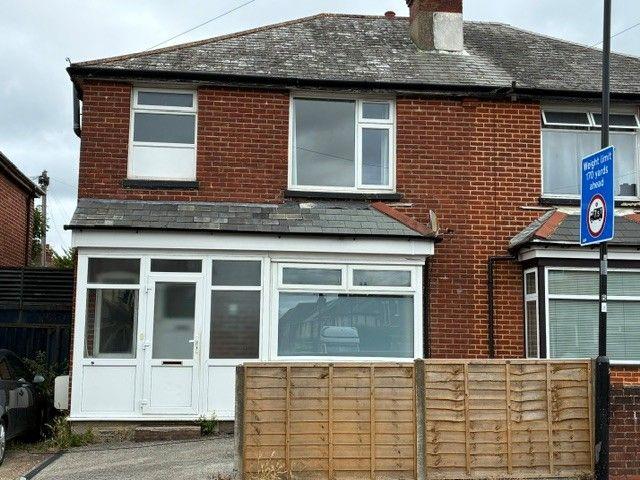 Medina Road, Southampton SO15, 3 bed property to rent, £1,500 pcm | PrimeLocation