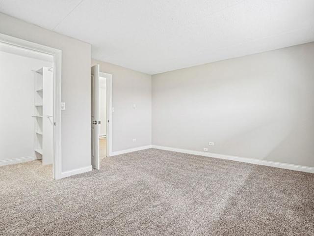 Medinah Terrace Apartments 1 Bedroom Apartment for Rent at 1565 W Irving Park Rd, Itasca, IL 60143