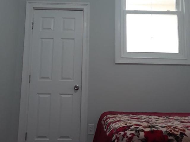 Medium sized furnished room