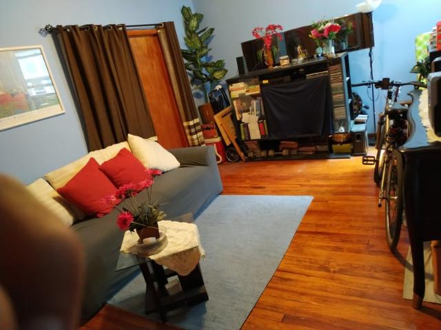 MEDIUM ROOM IN A 4 BEDROOM APARTMENT AT ASTORIA