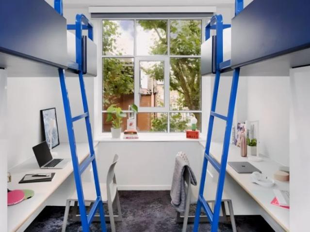 Medium Twin En Suite