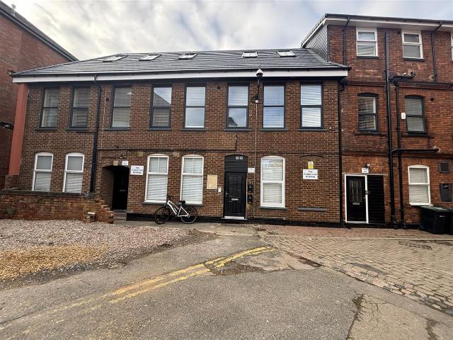 Meeting Lane, Kettering NN16, 2 bed property to rent, £900 pcm | PrimeLocation