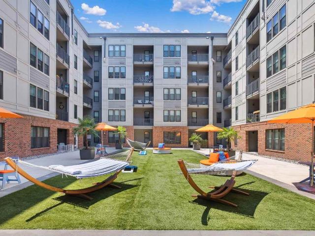 Meeting Street Lofts 2 Bedroom Apartment for Rent at 601 Meeting St, Charleston, SC 29403 East Central