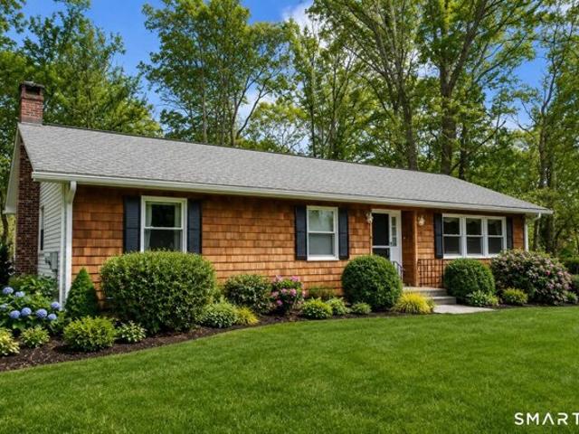 Meetinghouse Ter, New Milford, Home For Sale