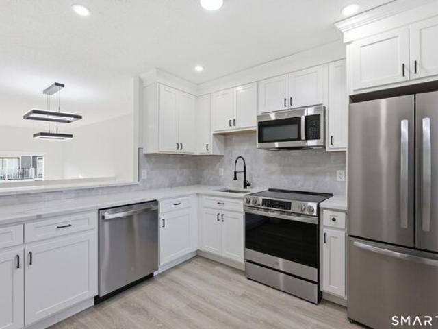 Meetinghouse Vlg Unit,meriden, Home For Sale