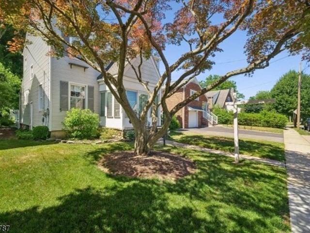 Meeker Pl, Millburn, Home For Sale