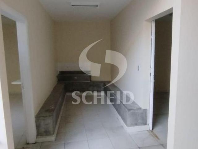 Mega Imóvel de 704m² na Vila Arriete: Perfeito para Comércio, Clínicas ou Residência!