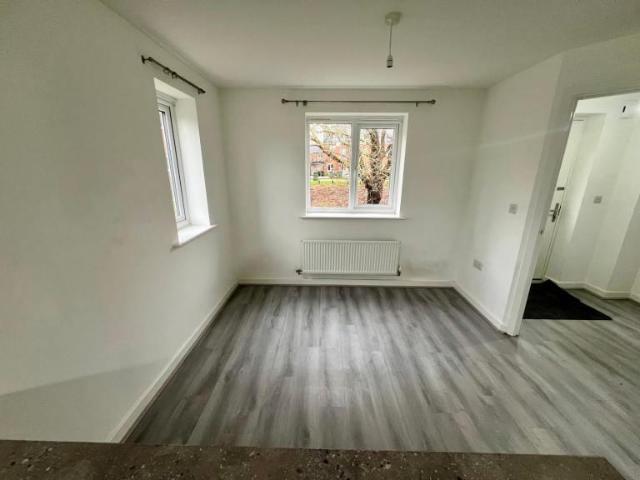 Meggitt Avenue, Coventry CV6 3 bed house to rent £1,900 pcm £438 pw