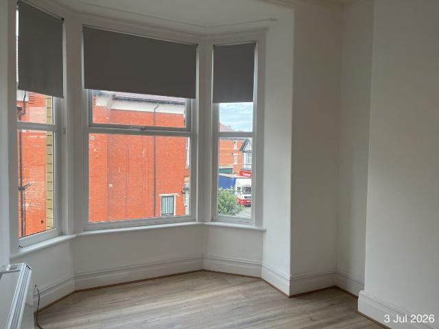 Meirion Gardens, Colwyn Bay LL29, 2 bed flat to rent, £575 pcm | PrimeLocation
