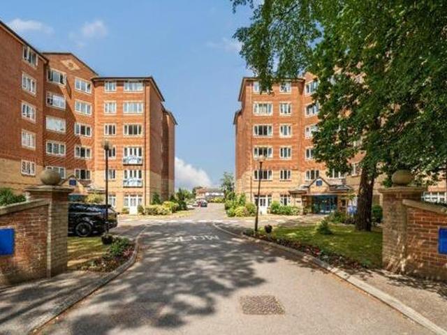 Melton Court, Poole, 2 Bedroom Retirement