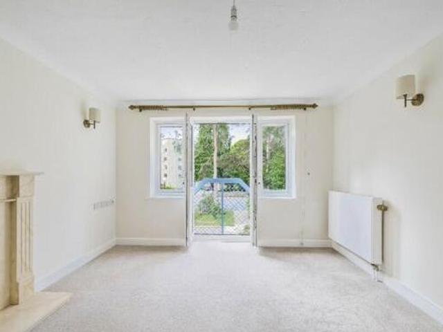 Melton Court, Poole, 2 Bedroom Retirement