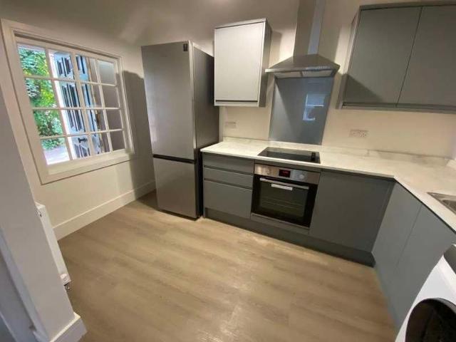 Melton Road, West Bridgford, NG2