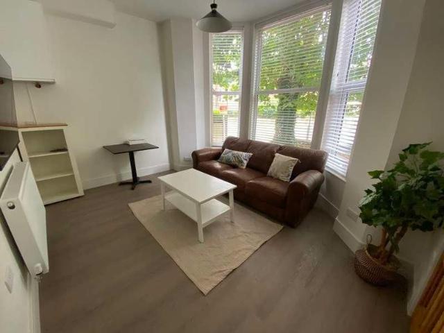 Melton Road, West Bridgford, NG2
