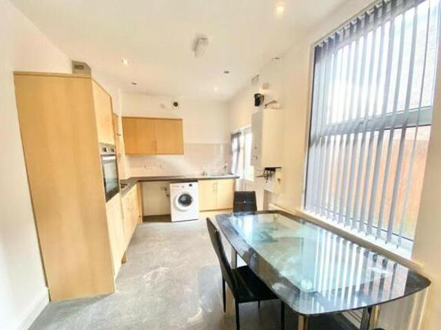 Melton Road, Leicester, 4 Bedroom Link