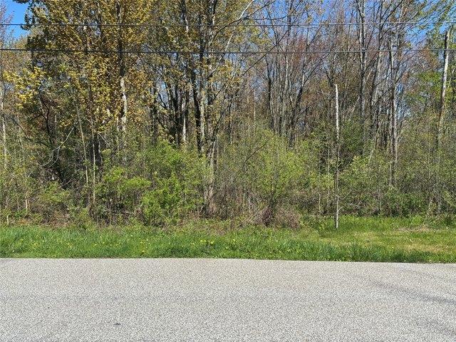 Melvin Rd, Erie, PA 16509