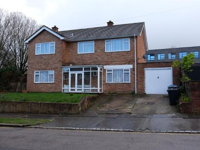 Melville Avenue, South Croydon CR2 5 bed house to rent £2,875 pcm £663 pw